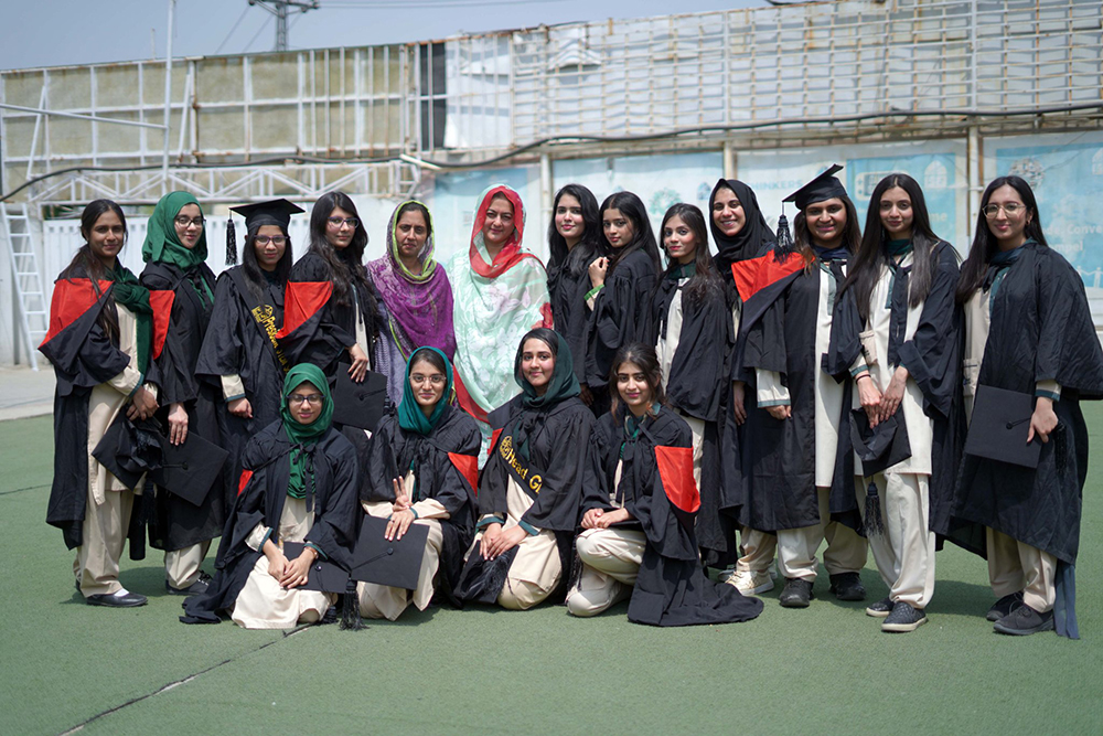 A2 GRADUATING BATCH – Benchmark School System