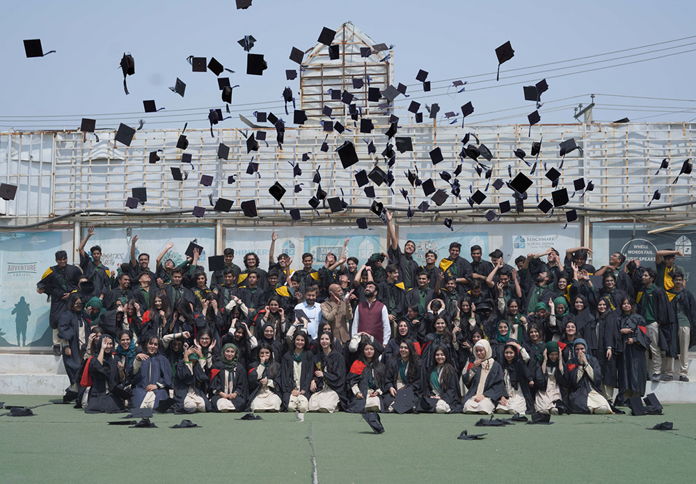 A2 GRADUATING BATCH – Benchmark School System