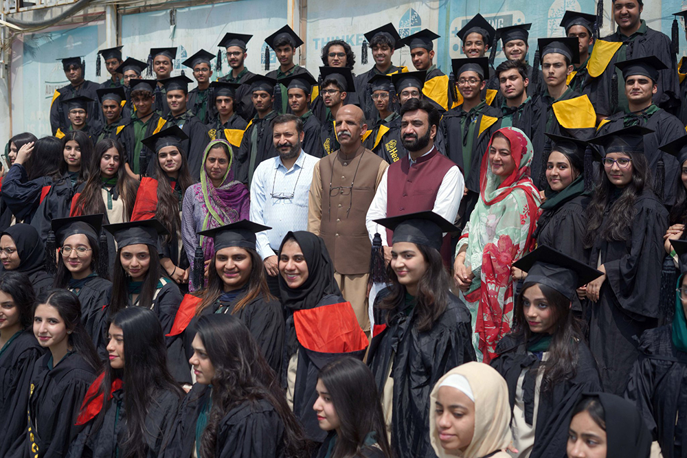 A2 GRADUATING BATCH – Benchmark School System